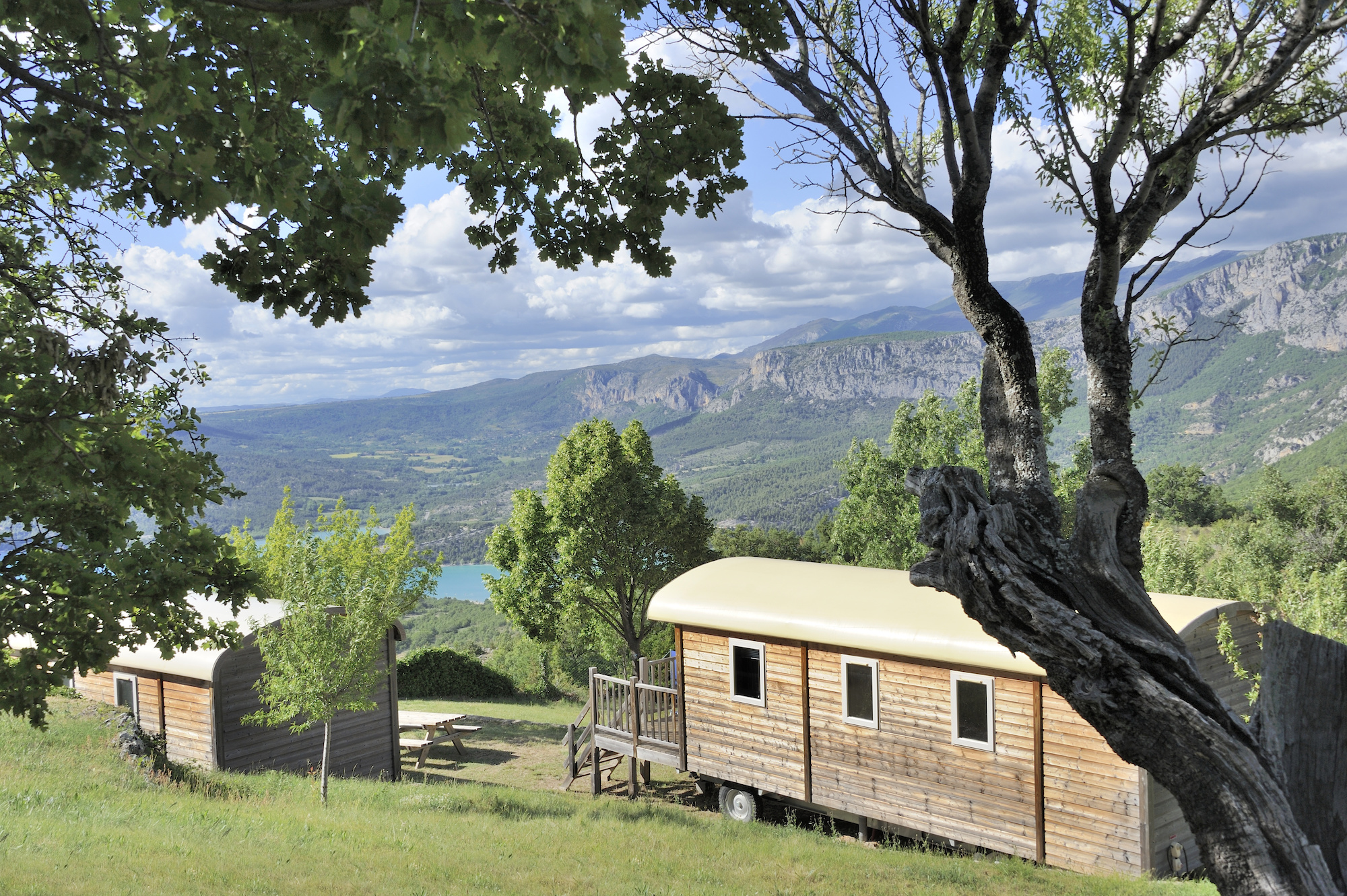 How to Choose the Perfect French Camping Location | Campsited